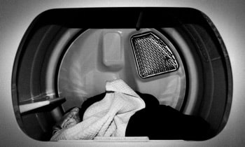 How to Unload Your Washer and Dryer Without Injury or Fracture